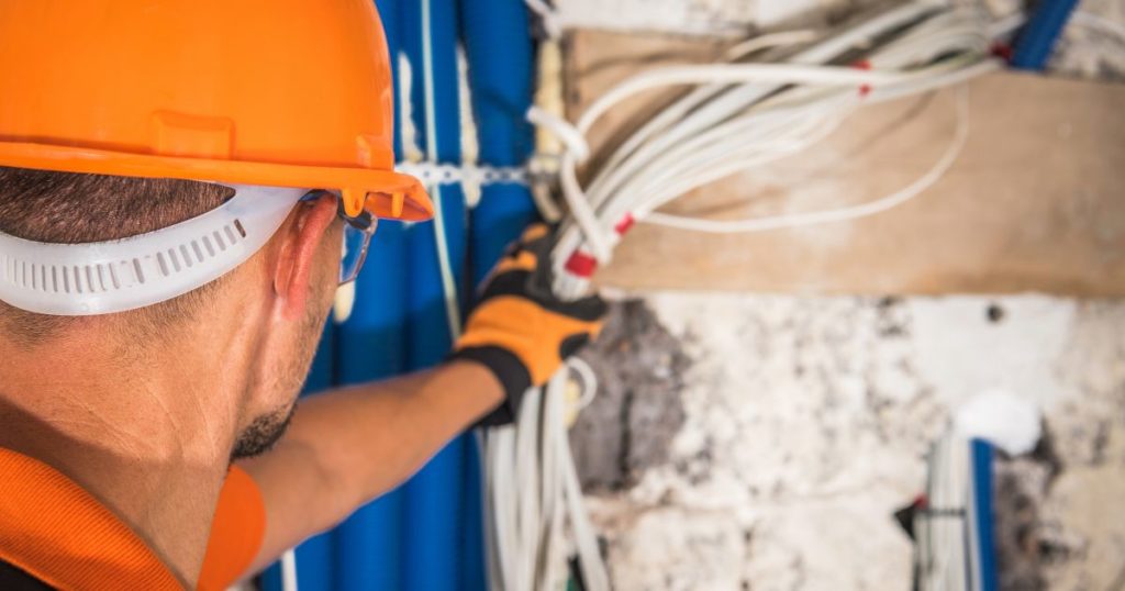 What Are Types of Electrical Injuries on Construction Sites?